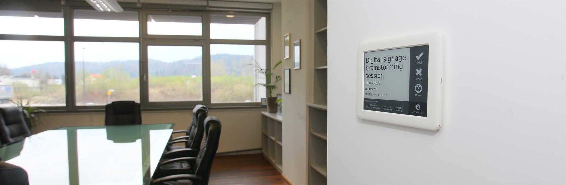 Digital Signage: How we built an e-paper room booking system with ...