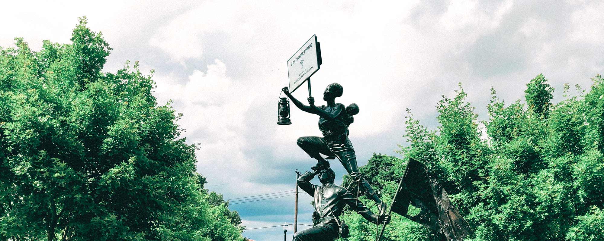 The Blank Slate Monument: a powerful message on a powerful screen ...